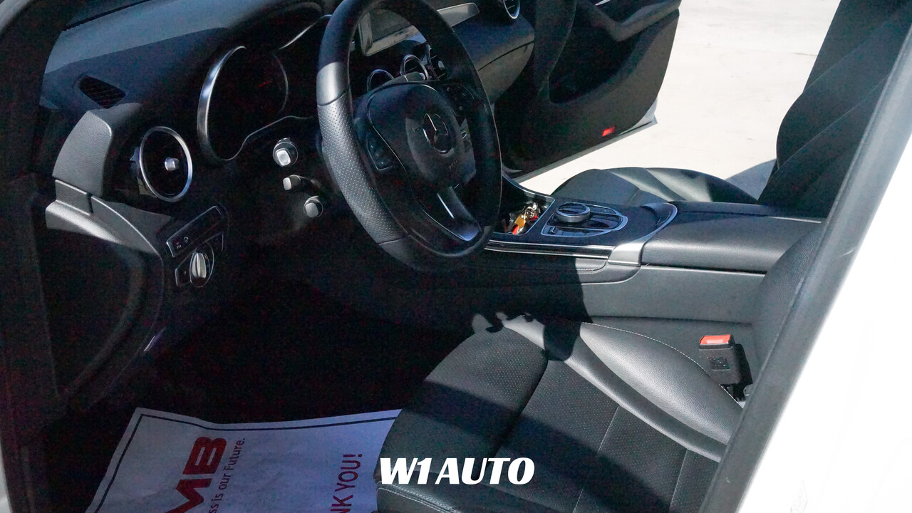 2019 Mercedes Benz GLC 300 2019 Mercedes-Benz GLC 300 White 자동 4기통 무사고 ...