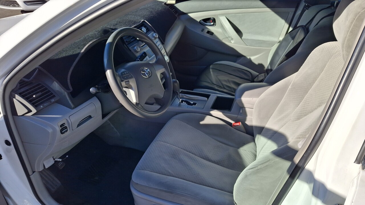 엔진 교채, 촉매변환기 교채2009 Toyota Camry LE White 2009 Toyota Camry LE White