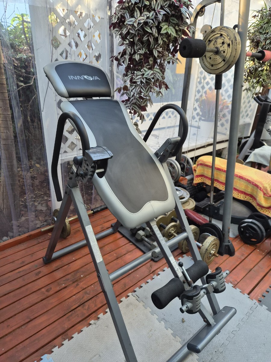 이노바(Innova) 브랜드의 거꾸리(Inversion Table